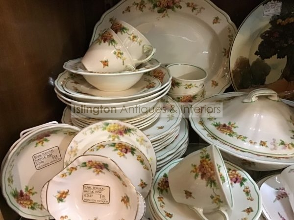 ROYAL DOULTON WATTLE cup saucer plate - Islington Antiques and Interiors